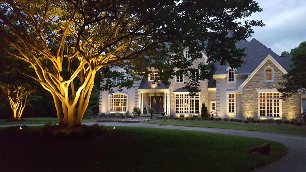 How Can Proper Lighting Transform the Front of Your House? Top 5 Light